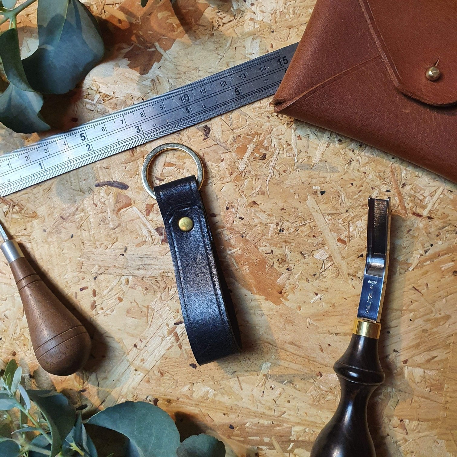 'Samara' The Personalised Handmade Leather Keyring – Hands of Tym