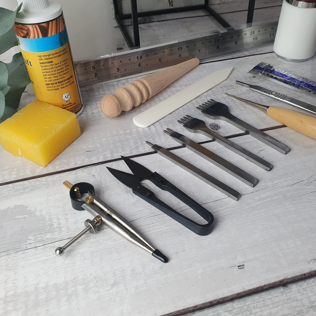 Starter Leather craft tool kit – Hands of Tym